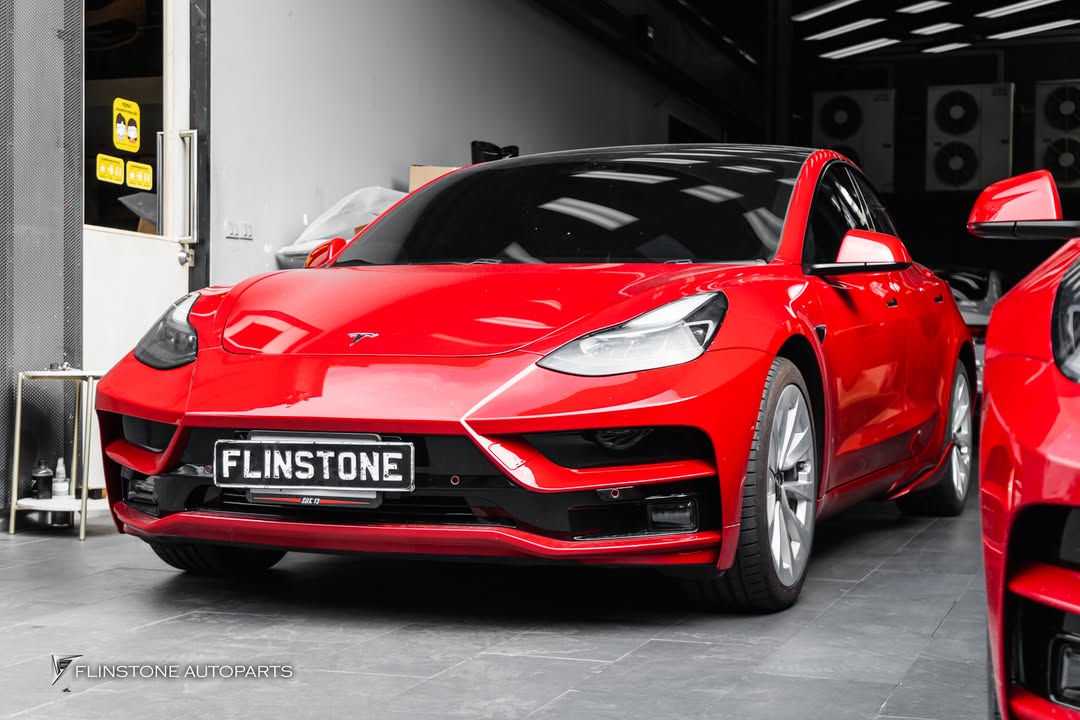 ชุดแต่ง TESLA ที่คุณไม่ควรพลาด เพิ่มสไตล์ทันสมัย – FLINSTONE AUTOPARTS